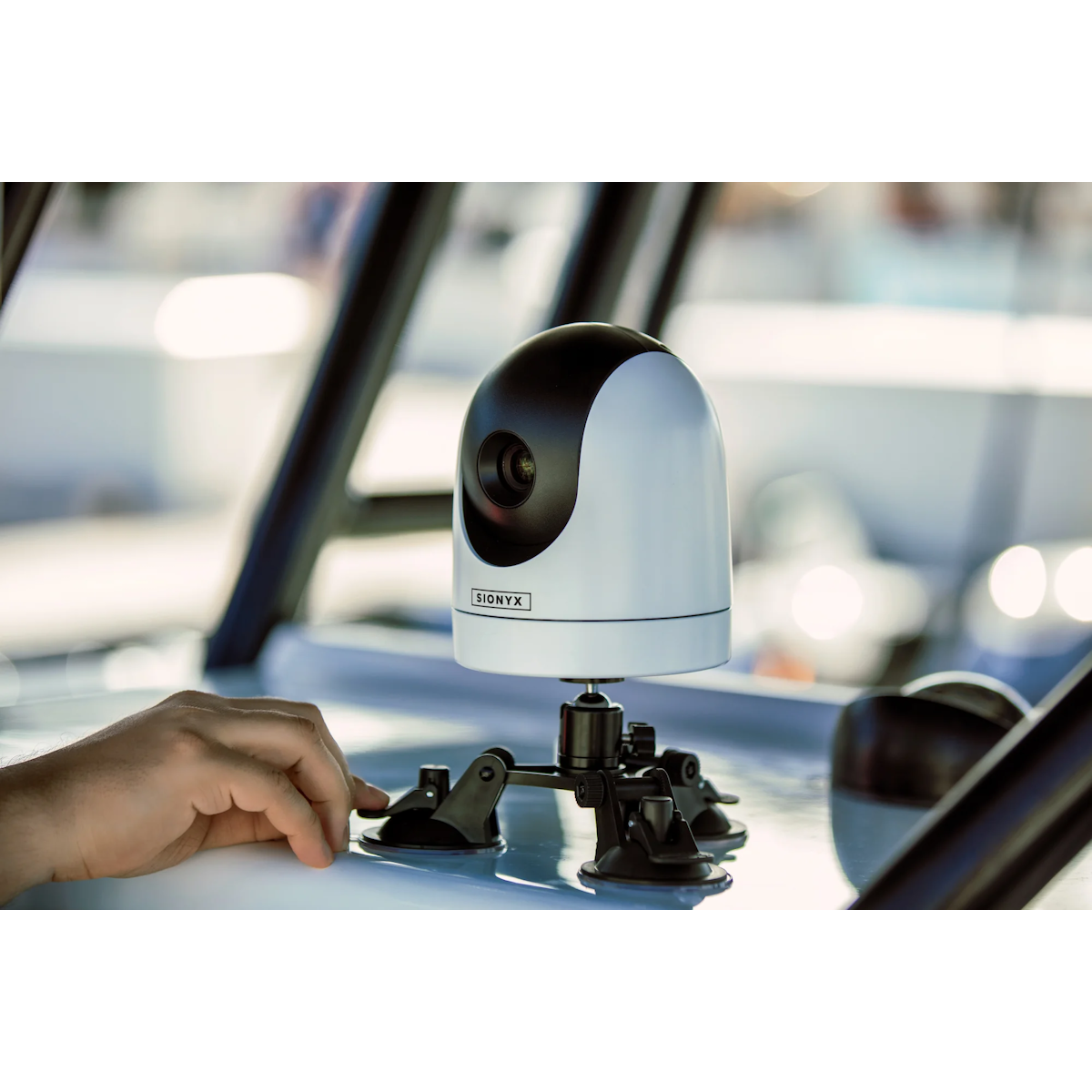 Nightwave Ultra Low-Light Marine Camera | Smart Marine