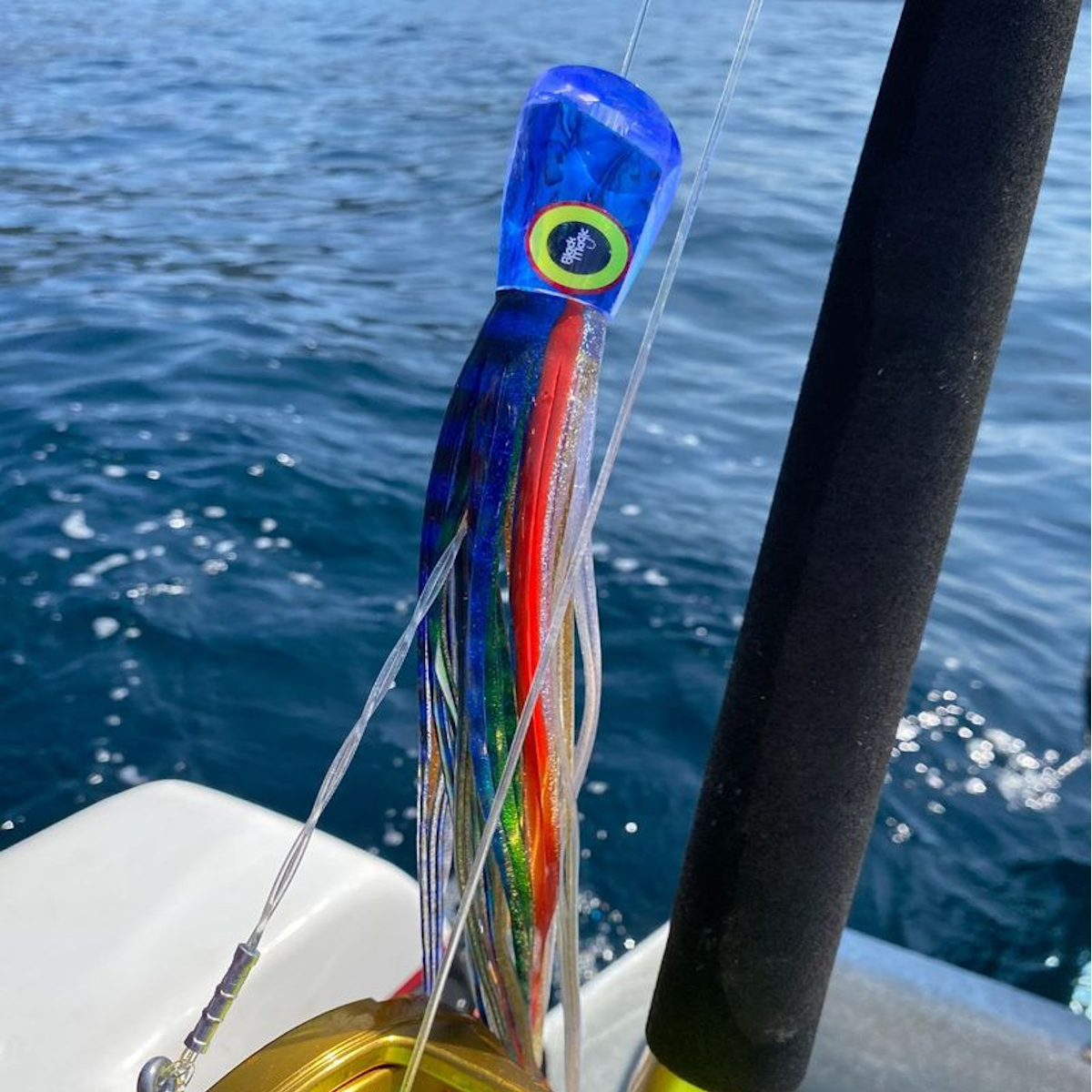 Jonah's Kona Xt 8" Single Hook Rigged Lure - Flying Fish | Smart Marine